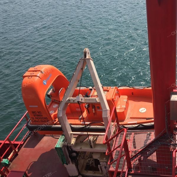 Advanced Marine Rescue Boat Davit System A Frame